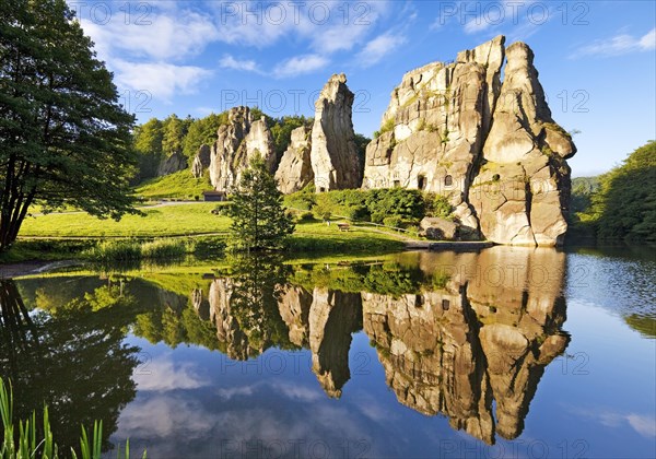 Extern stones - Photo12-imageBROKER-Stefan Ziese