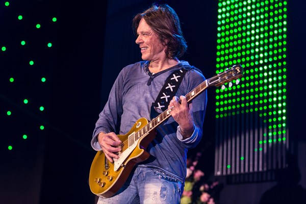 German pop singer Jurgen Drews live at the 16th Schlager Nacht in ...