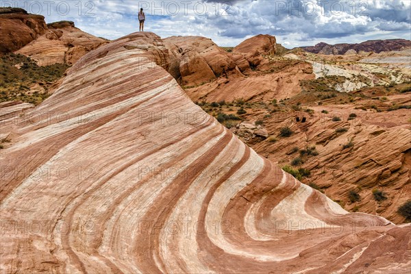 Fire Wave rock formation - Photo12-imageBROKER-Christian Dworschak
