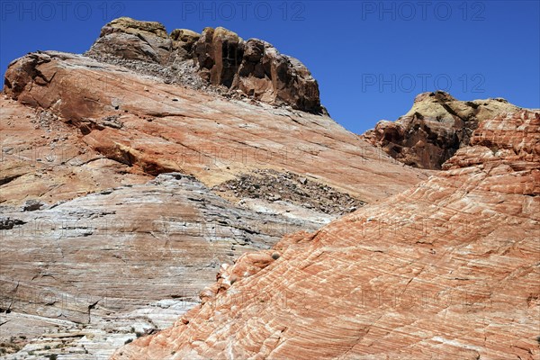 Coloured sandstone formations - Photo12-imageBROKER-Harry Laub