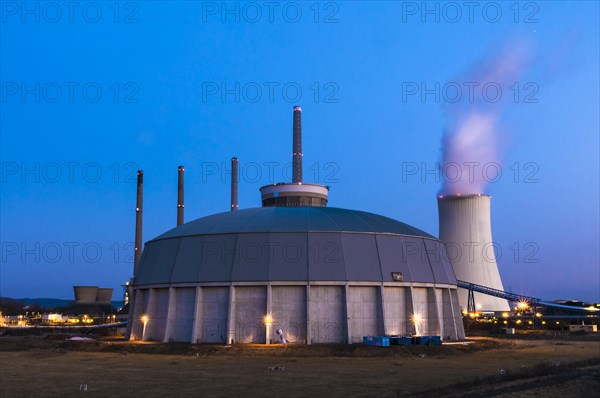 Staudinger Power Station operated by the energy company EON - Photo12 ...