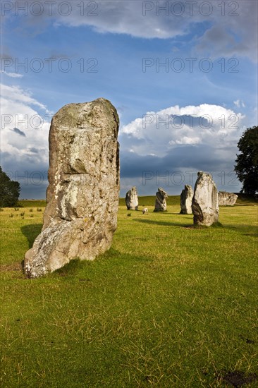 Ring of standing stones - Photo12-imageBROKER