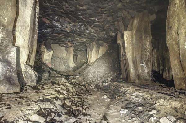 Former largest basalt mine - Photo12-imageBROKER-Rico Mark Ruede