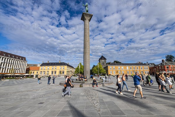 Torvet square - Photo12-imageBROKER-Michael Runkel