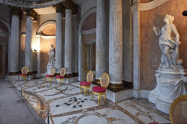 Marble Hall - Photo12-imageBROKER-Ingo Schulz