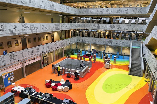 National Technical Library - Photo12-imageBROKER-Angela to Roxel