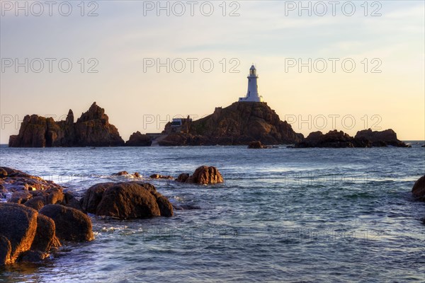 La Corbiere Lighthouse - Photo12-imageBROKER-J. Kruse