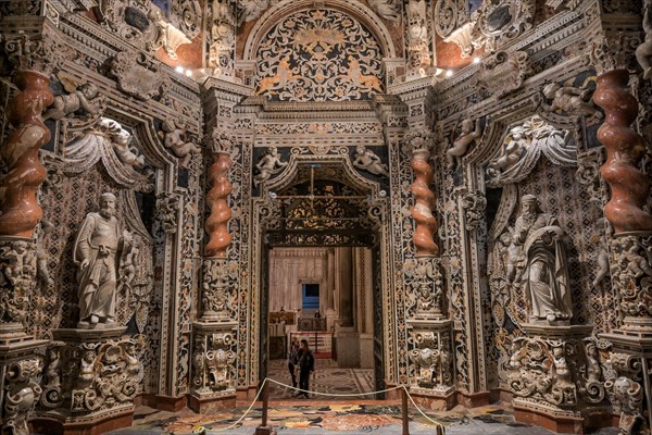 Baroque Chapel - Photo12-imageBROKER-Schoening