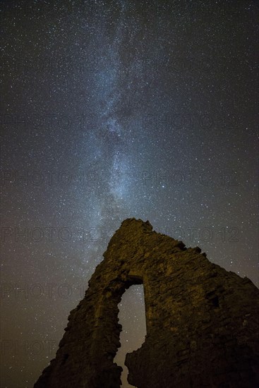 Church ruins and Milky Way at night - Photo12-imageBROKER-Robert Canis