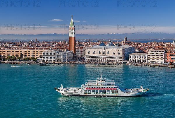 Car ferry in front of the waterfront on the lagoon with Piazzetta ...