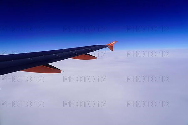 Aircraft, right wing - Photo12-imageBROKER-Egon Boemsch