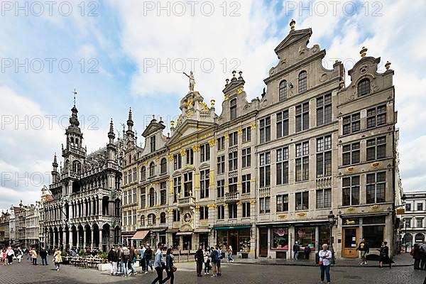 Brussels Famous Grand Place - Photo12-imageBROKER-G&M Therin-Weise