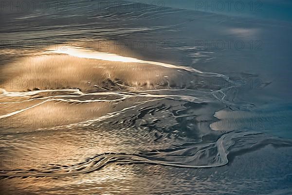 Sunlight shines on sand - Photo12-imageBROKER-Angela to Roxel