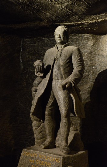 Salt figure - Photo12-imageBROKER-Schoening