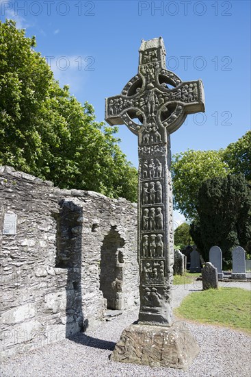 High Cross - Photo12-imageBROKER-F. Scholz