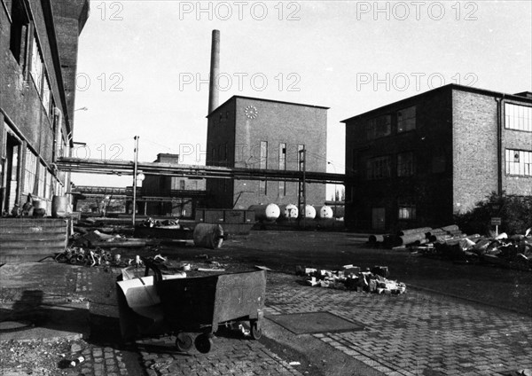 Closed Phrix rayon works on 20. 10. 1971 in Krefeld - Photo12 ...