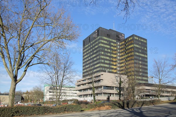 Zircon Tower skyscraper - Photo12-imageBROKER-Gerald Abele