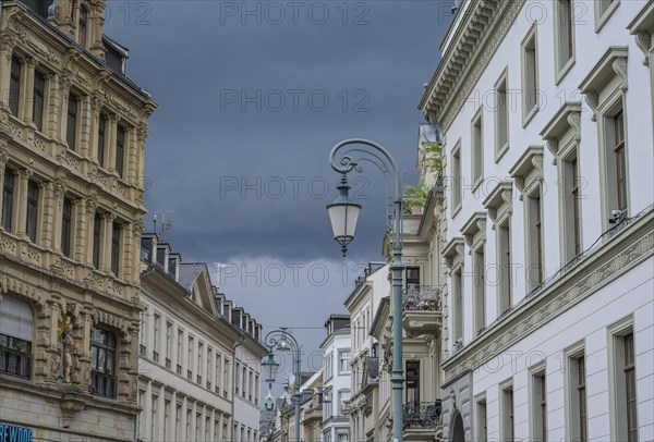 Old buildings - Photo12-imageBROKER-Schoening