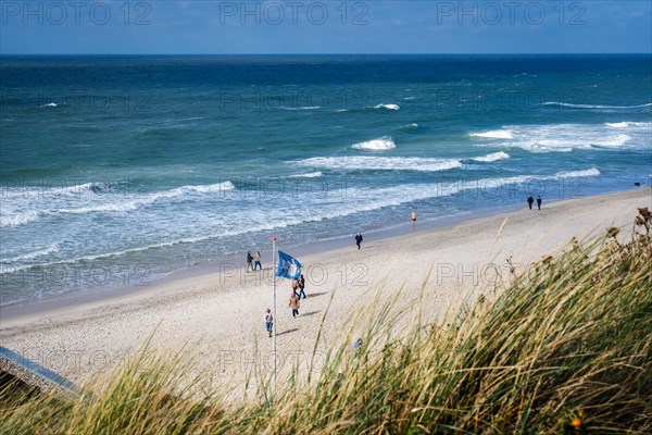 Surf on the beach of Sylt - Photo12-imageBROKER-Joerg Gutzeit