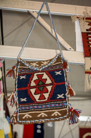 Traditional turkish handmade bag - Photo12-imageBROKER-Turgay Koca