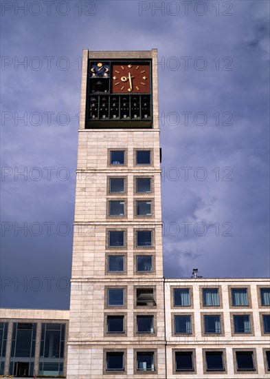 New City Hall - Photo12-imageBROKER-Michael Weber