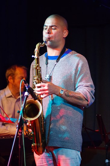 Binker Golding, The Brunswick, Hove, West Sussex, 7 Nov 2018. Creator ...