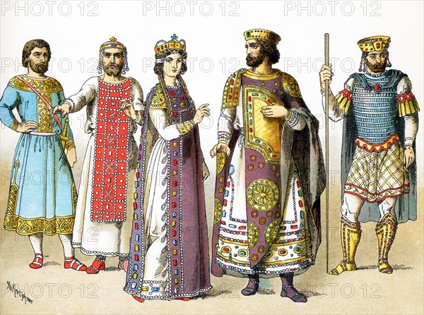 The Illustration Here Highlights Byzantines Between 800 And 1000 A D The Illustration Here Highlights Byzantines Between 800 And 1000 A D